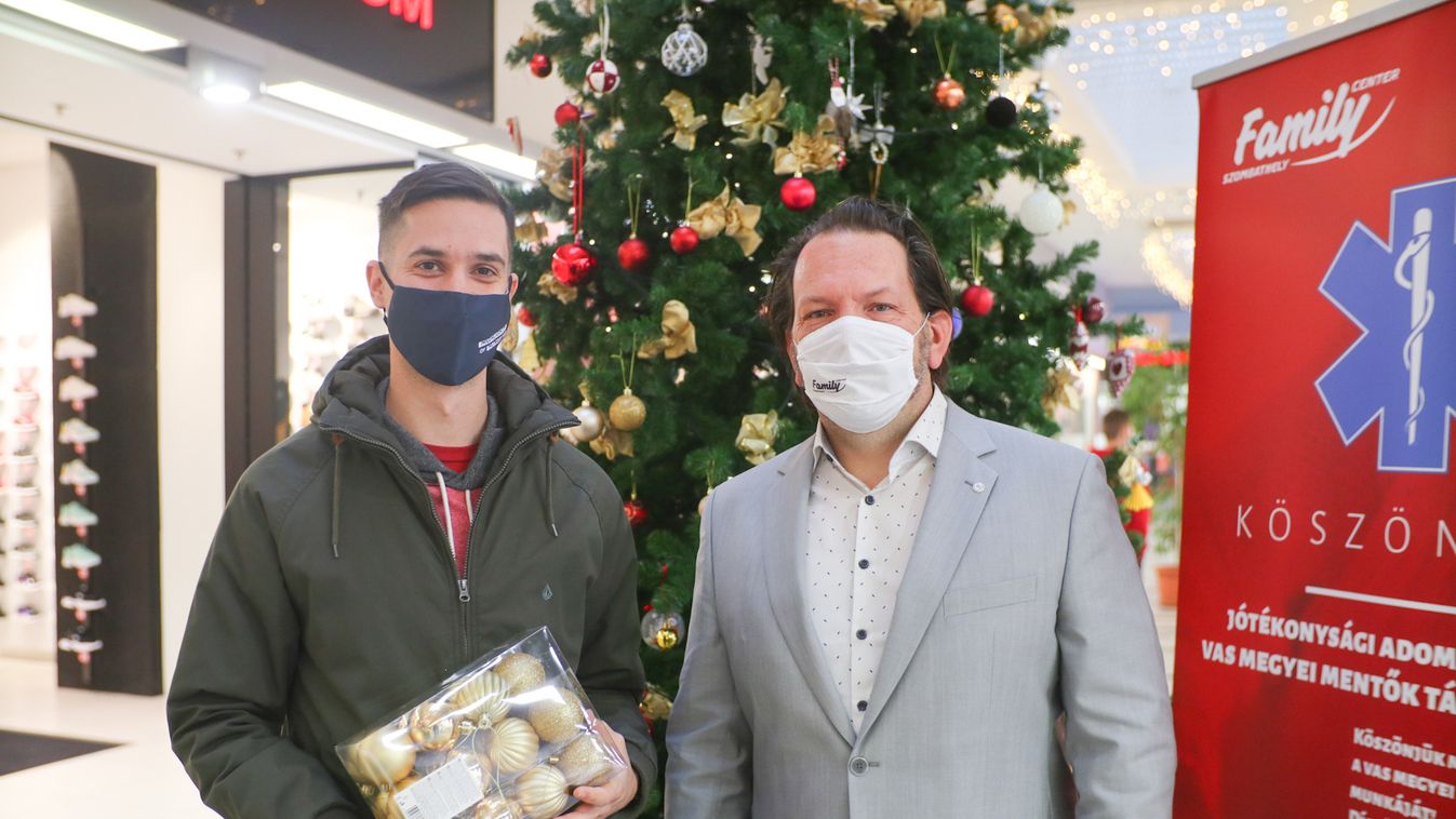 A neves séf is vitt karácsonyfadíszeket – Két Farkas Richárd ...