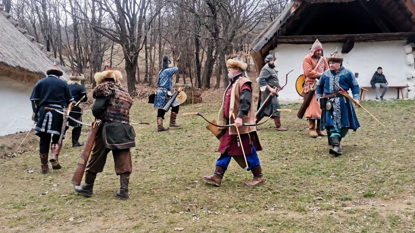 VAOL - Cáki télkergető