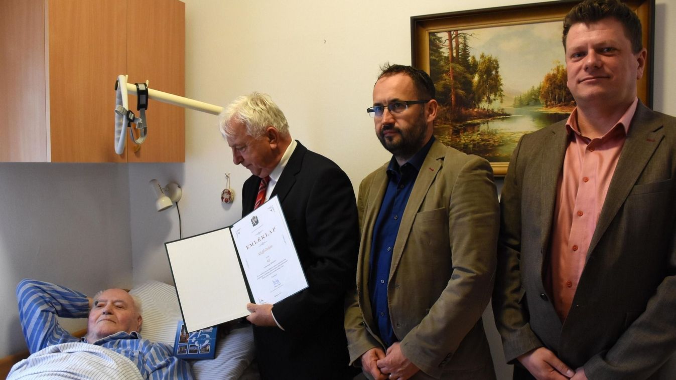 "A pékek korán kelnek" - A 95 éves Klaffl Zoltánt köszöntötték Celldömölkön