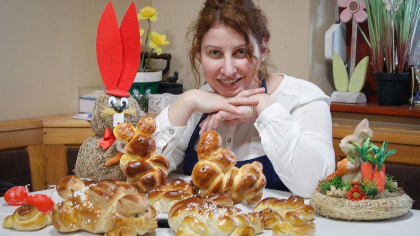 Húsvéti kalács - fonott, foszlós, nyuszi formájú