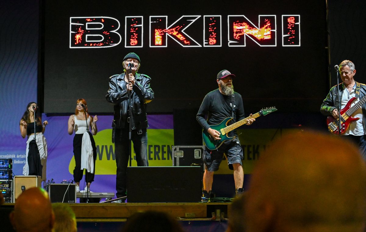 Bikini és Deák Bill: energiabombák a szombathelyi színpadon