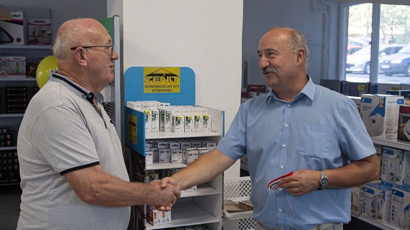 Vasvári boltnyitás: új műszaki üzlettel várja a helyieket a város