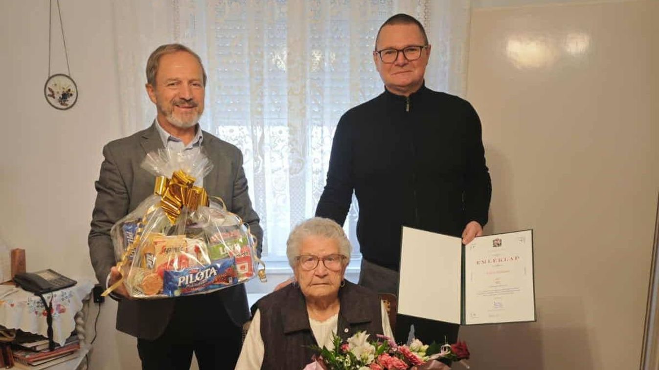 Rumi köszöntés: 90 éves lett Cséve Istvánné, Margit néni, az ...
