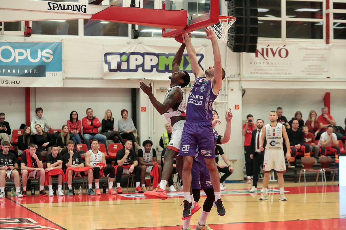 Egis Körmend: súlyos vereség Pécsett