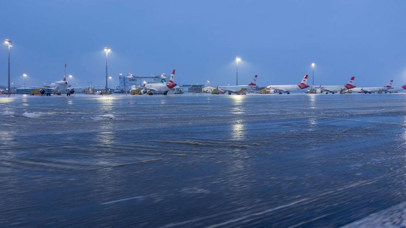 Falco KC: káosz a reptéren, kalandos utazás után ért a csapat ...