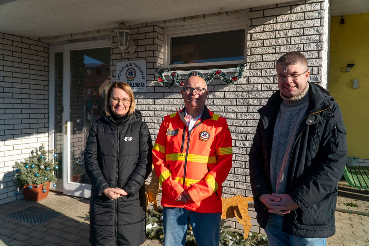 A celldömölki mentőállomáson járt Ágh Péter