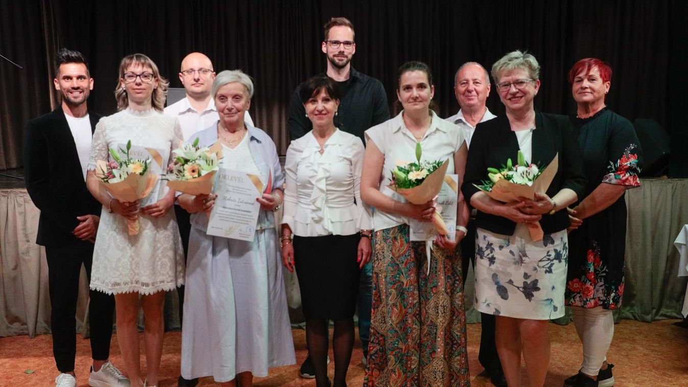 Pedagógusnap Vépen: díjátadóval egybekötött ünnepségen köszöntötte Vép ...